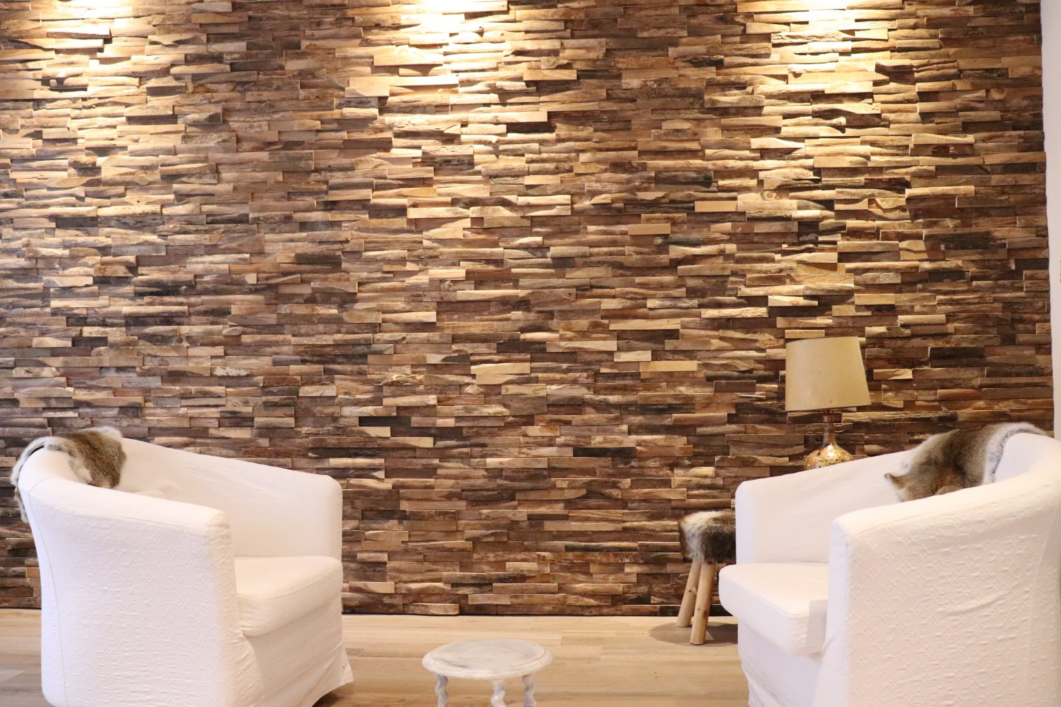 Houtstrips wanden | houten wandbekleding | wallthentic
